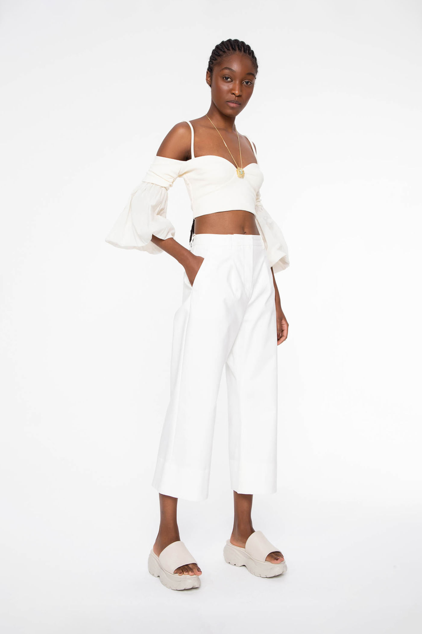 Top Briona | CRIS BARROS